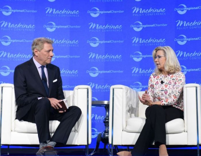 Liz Cheney Calls for More Bipartisan 'Substantive' Debate, Wouldn't ...