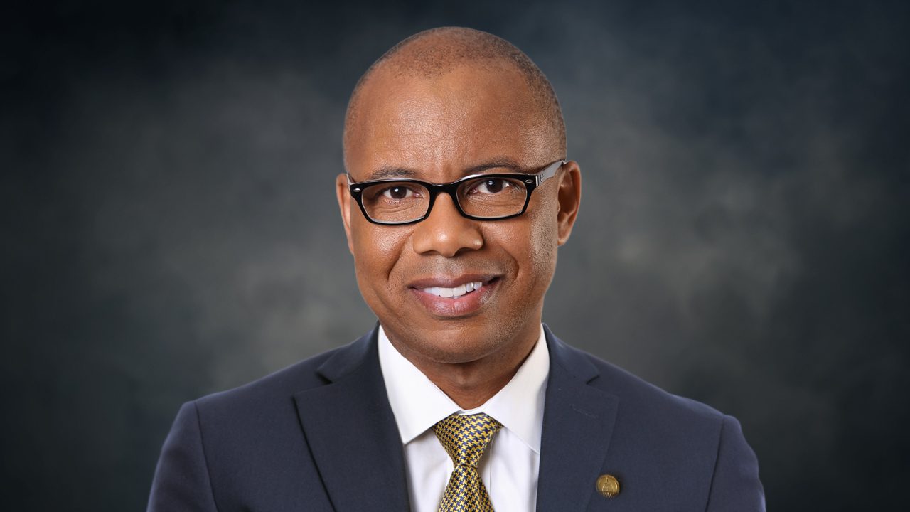 Kenneth Kelly Named 2024 Banker of the Year by Michigan Bankers ...